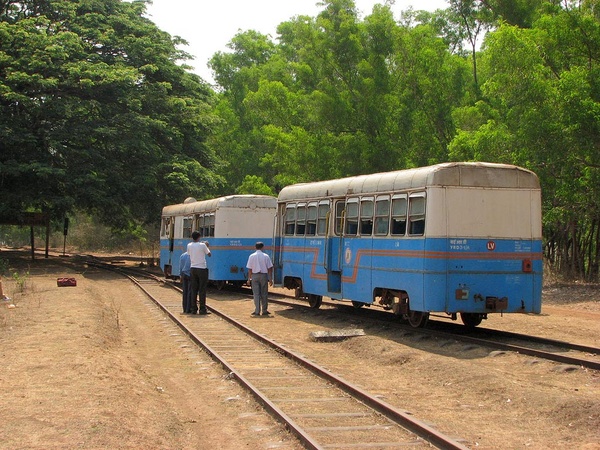A trip on the Shimoga Town - Talguppa MG railbus.